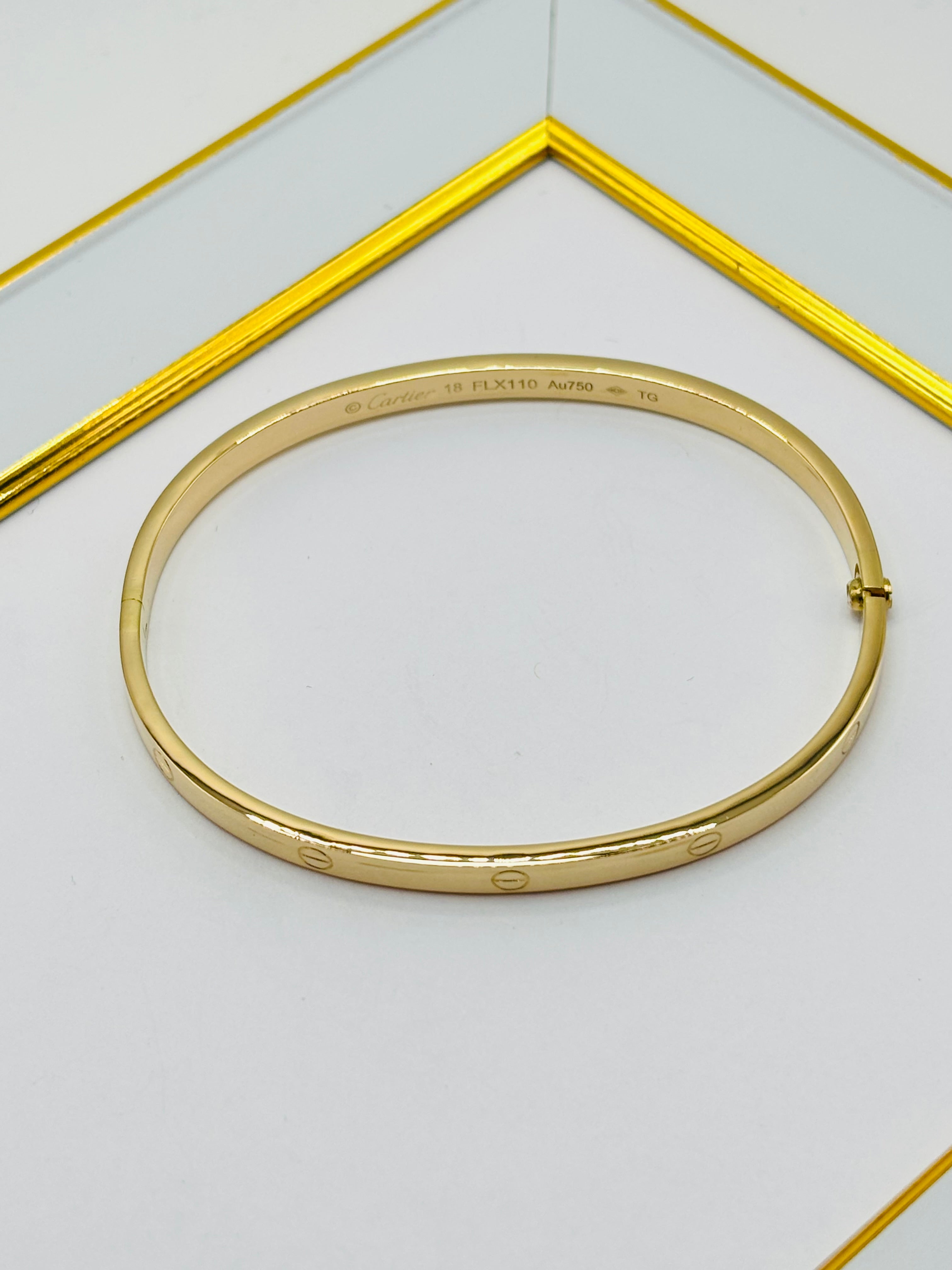 18K Gold Screw Type Bangle – ZMC Merchandise Inc.