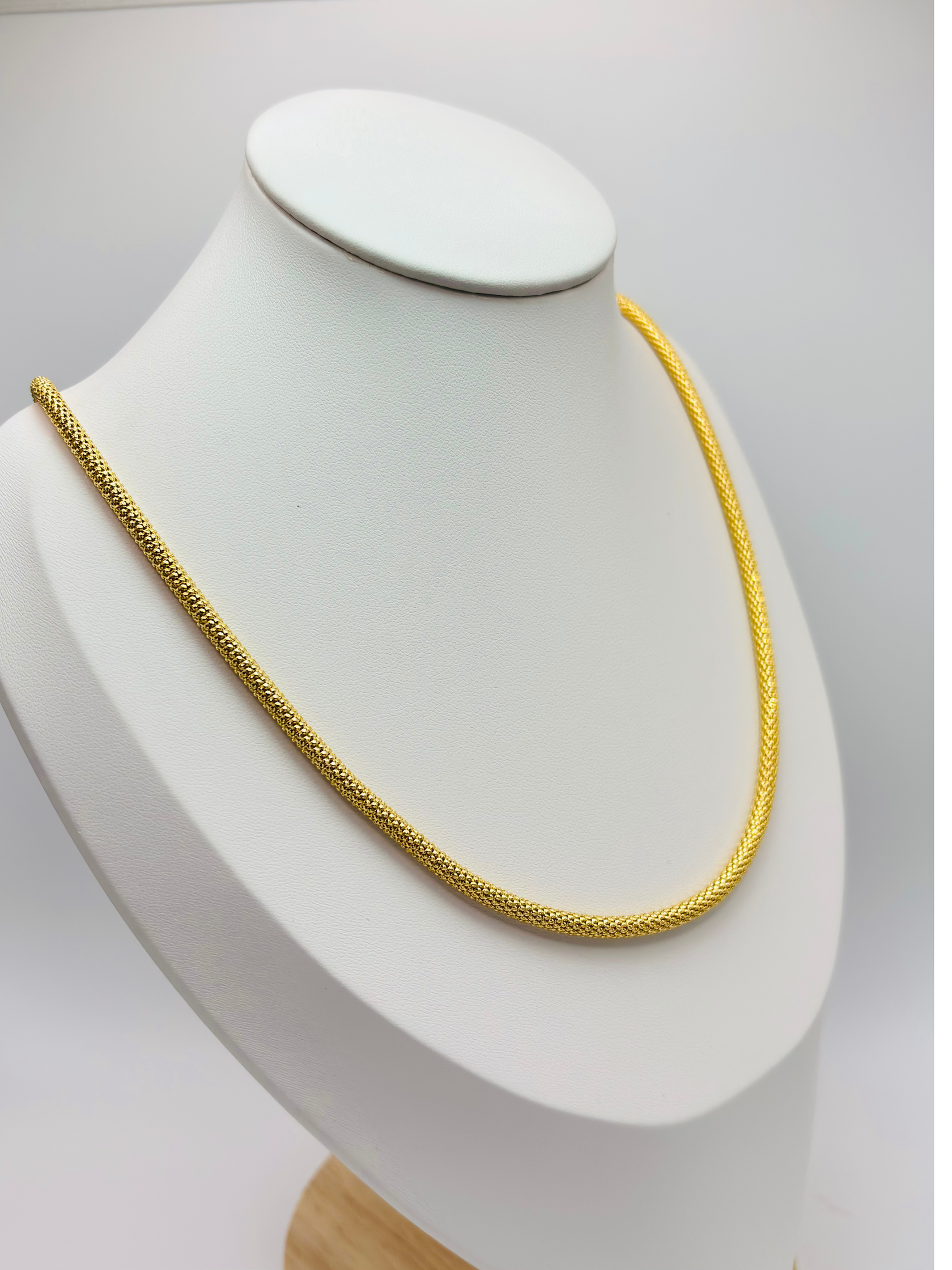 18K Gold Chain – ZMC Merchandise Inc.
